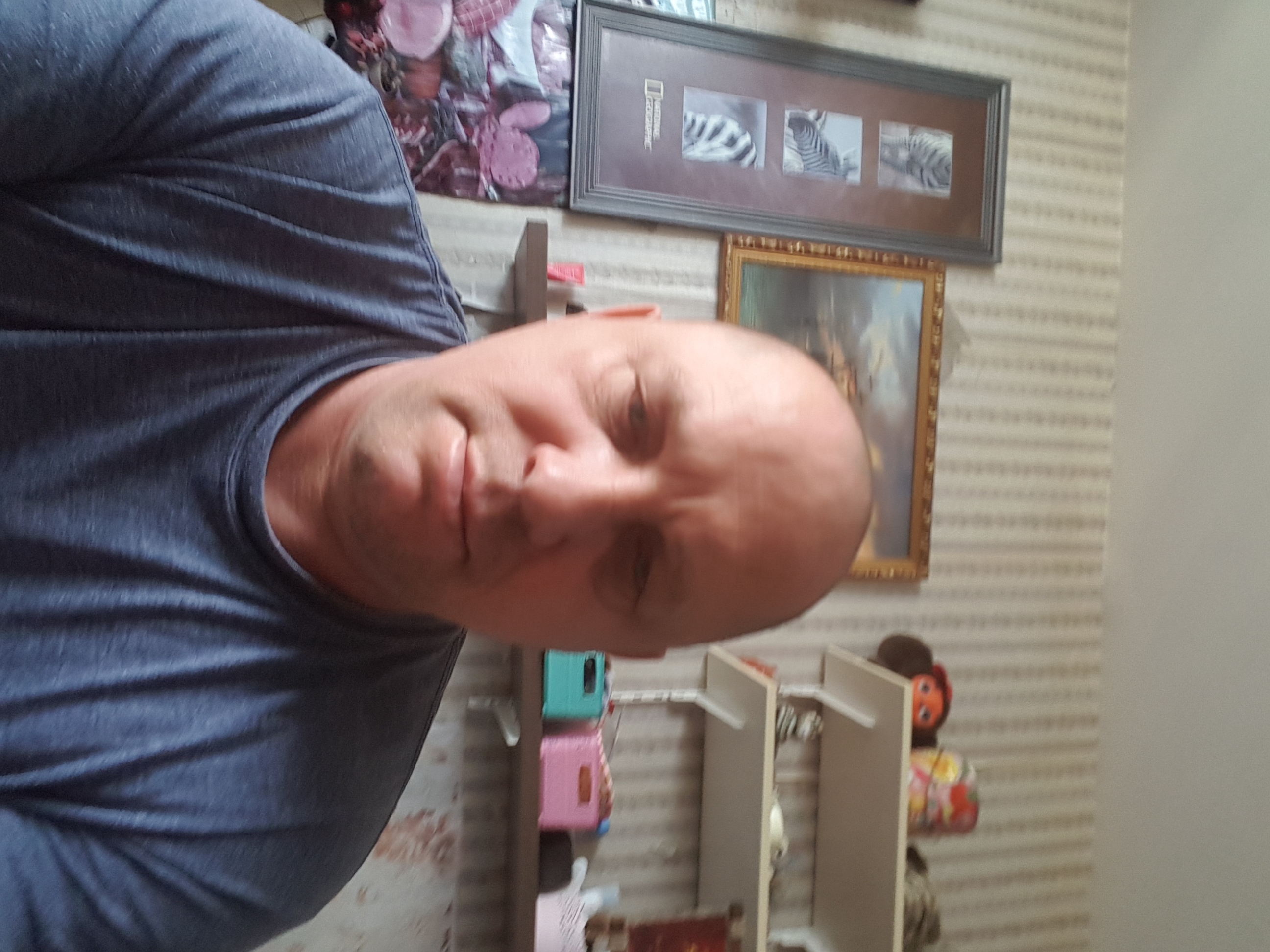 Сергей Д. | отделочник, мастер по ремонту мягкой мебели — в Москве, с 2 июня 2021 года на Hands.ru